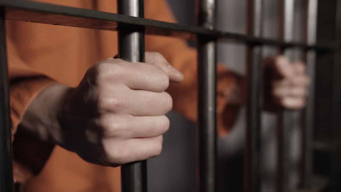 U.S. COVID-19 infections in prisons much higher than official figure ...